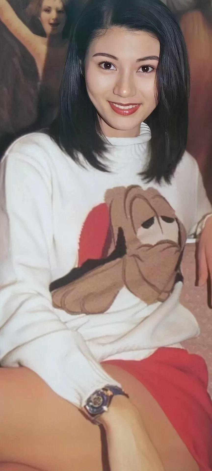 A Generation of Porn Stars - Michelle Li (refined photo) - iMedia