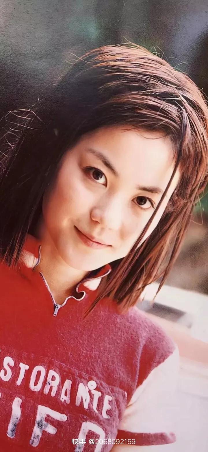 Beauty queen and singer Faye Wong - iMedia