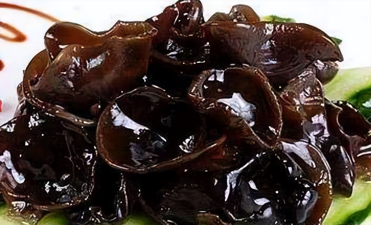 Pay attention to those who often eat fungus, don't buy these 6 kinds of ...