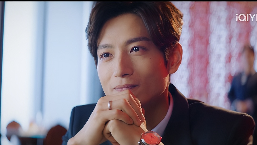 Yan Weilun is scumbag and greasy, Ding Manman, a rich second generation ...