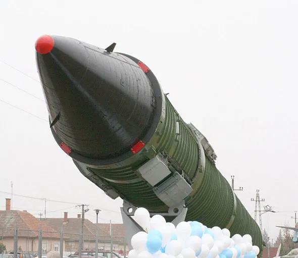 Two heroes competing for hegemony: Can the US "Sentinel" missile ...