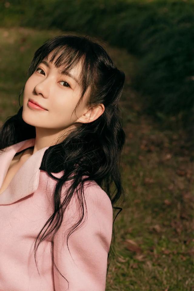 Mingyang Entertainment - Beauty Star - Liu Mengmeng - iNEWS