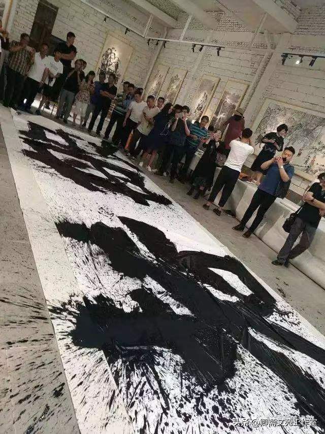 Shooting ink, shouting books, and shallow poetry, what's going on now ...