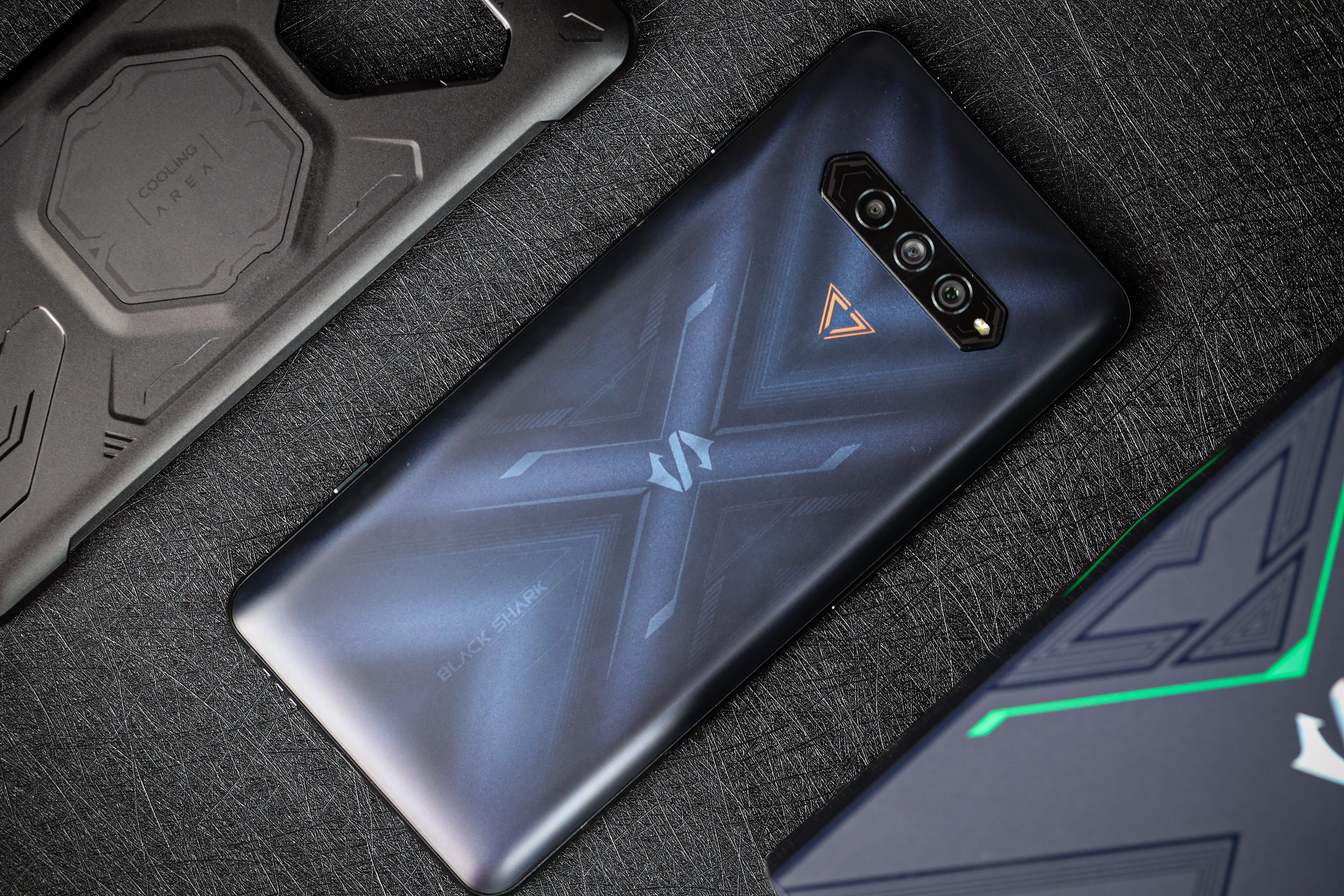 Farewell to 1999!Redmi K50 is too strong: Xiaomi 12X is embarrassing, but Lei Jun still shot - iNEWS