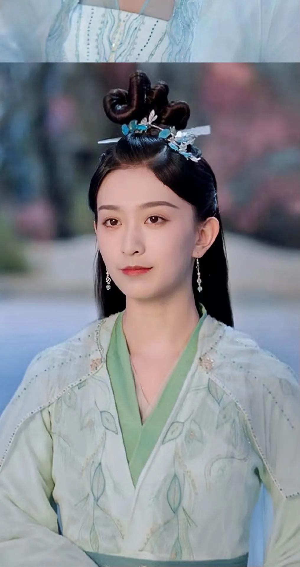 Jia Ze as Zhuo Yunji - iMedia
