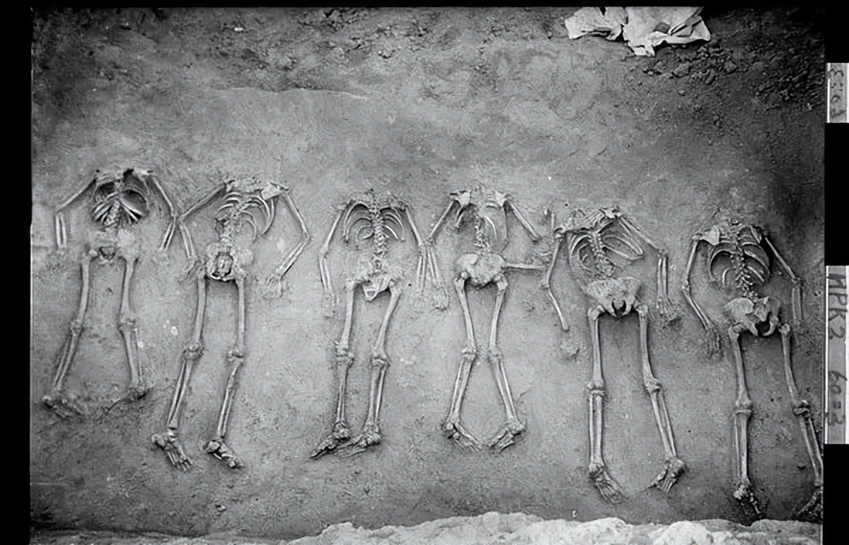 Li Shuo: Zhou Destroys Shang and Huaxia Reborn (Part 1) - iNEWS