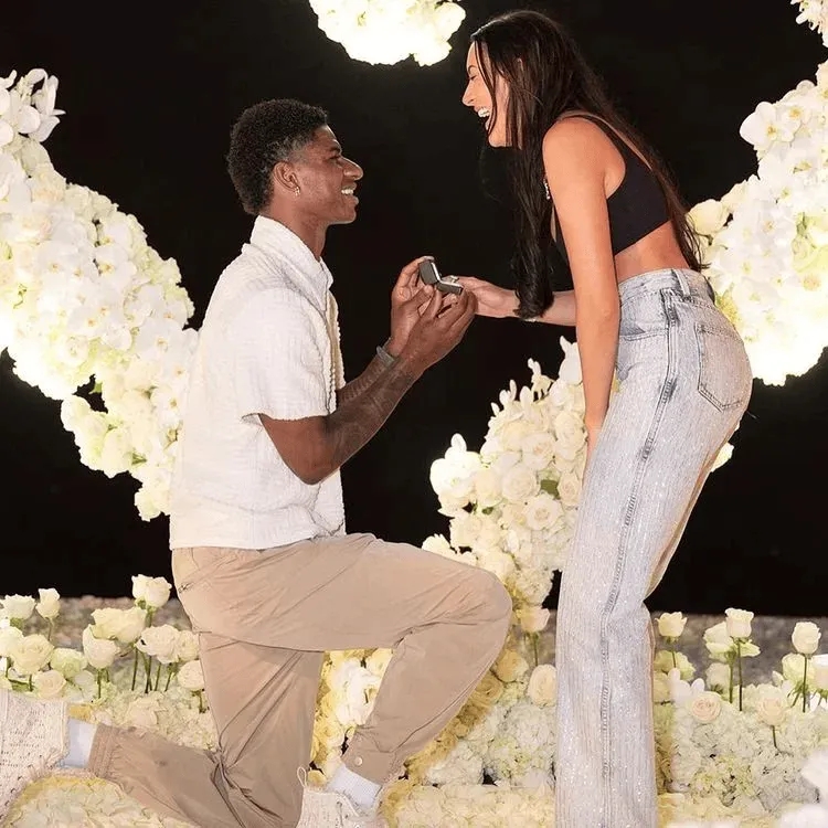 Rashford's ex-girlfriend took a selfie! The two childhood sweethearts ...