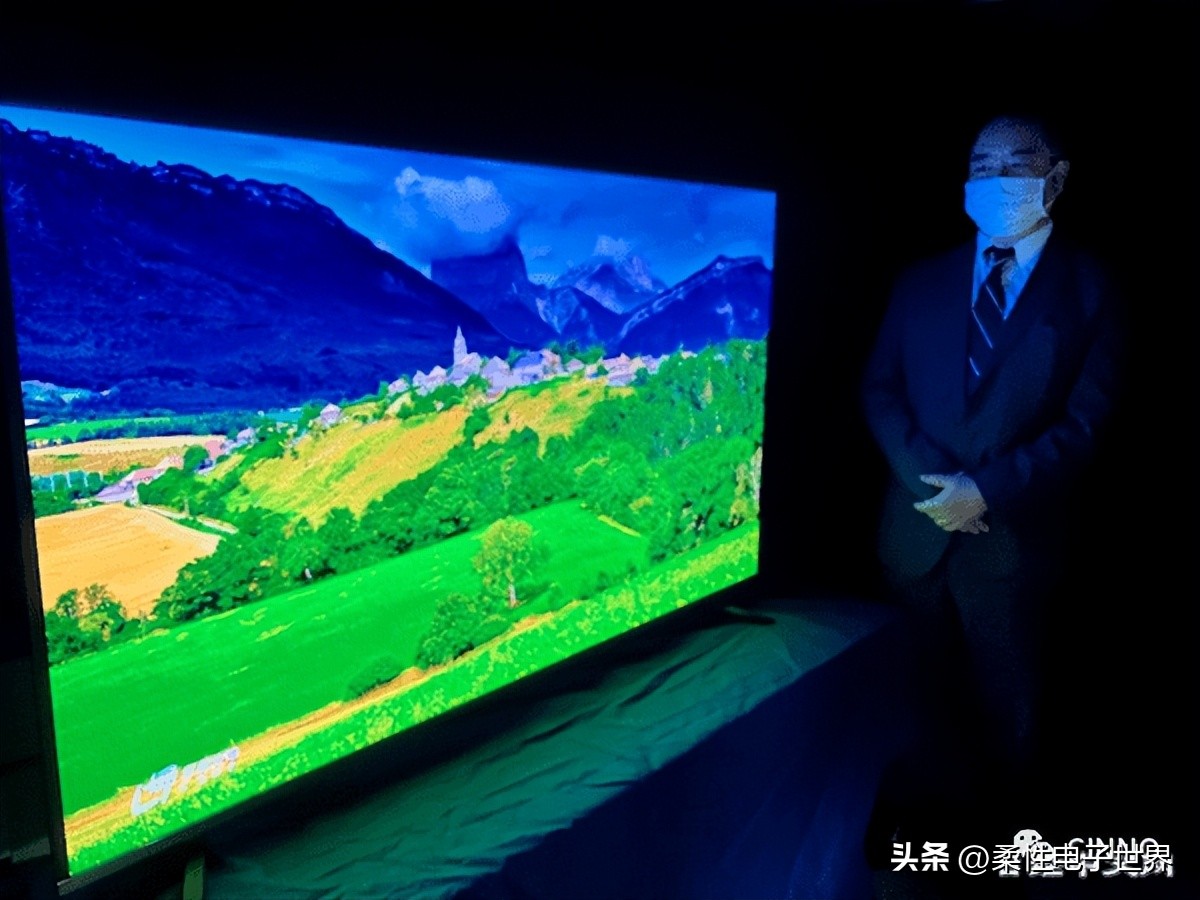 JOLED has developed the world's first 65-inch printed OLED screen, which will be mass-produced ...
