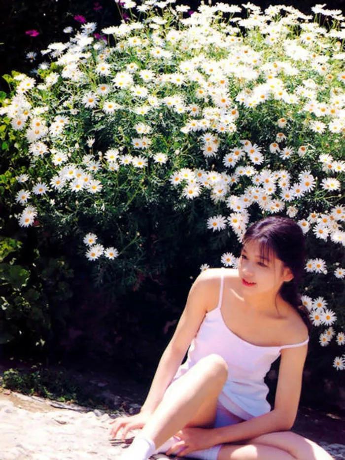 Xu Ruoxuan's dead youth photo album - iNEWS