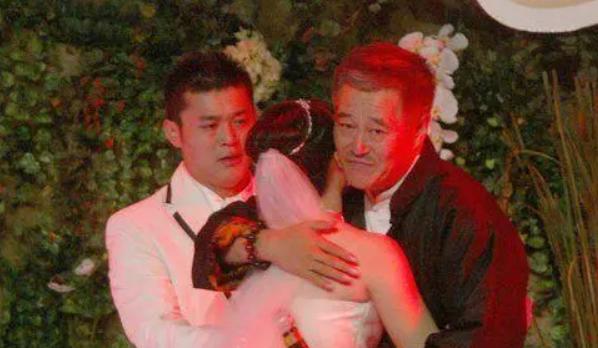 Ya Dan and Wang Jinlong divorced 6 years later, their lives are very different - iMedia