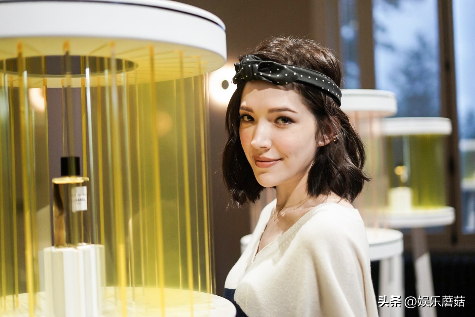 Tiffany Hsu and Chiu Ze sweetly show off their affection, and the ...