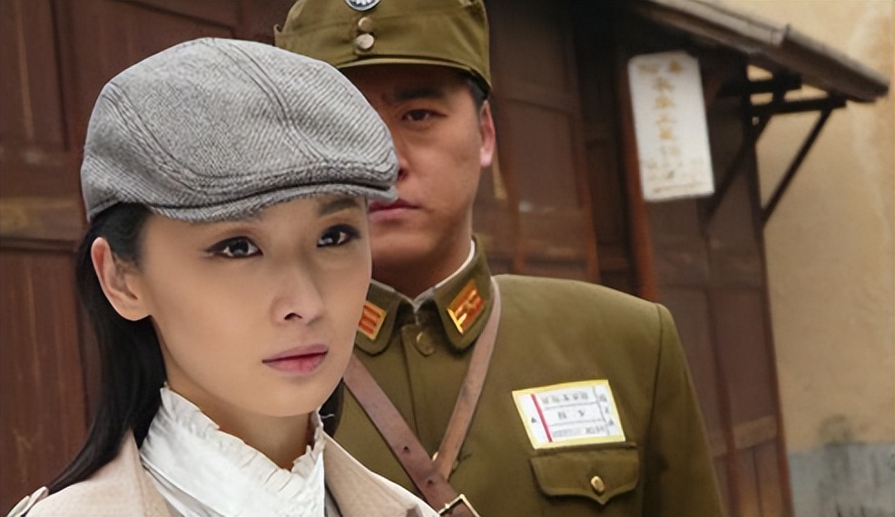 6 underground party members were arrested, the military command was at a loss, and a beautiful ...