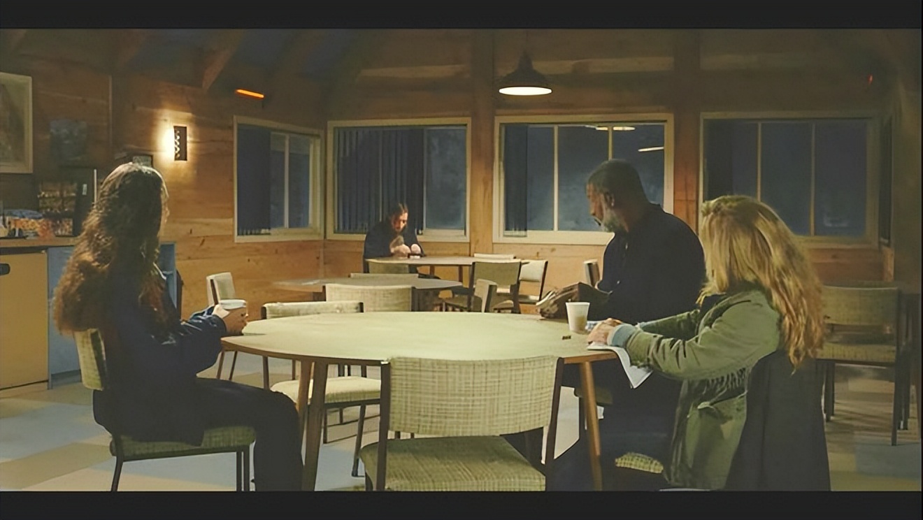"No Exit" Horror Thriller Special, non-combatants please evacuate - iNEWS