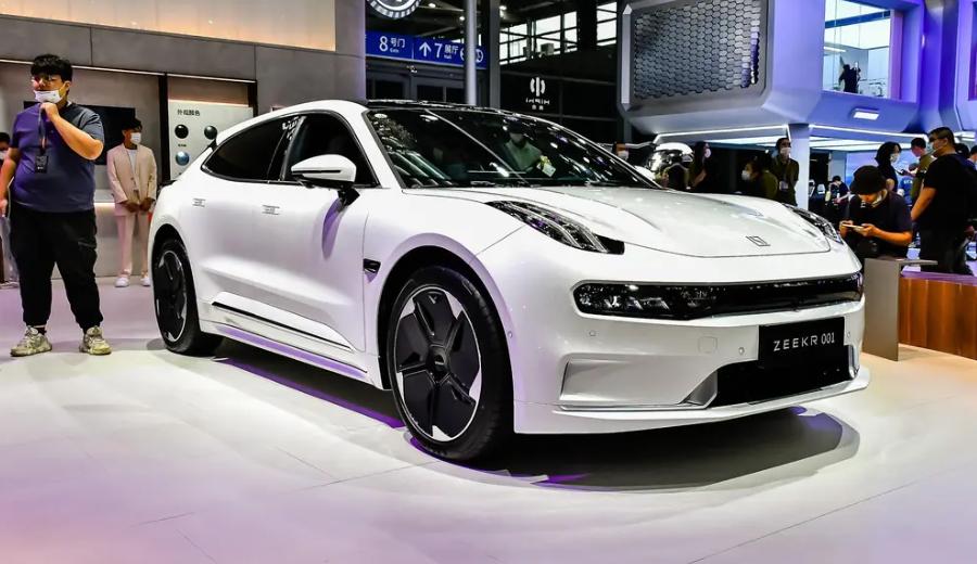ZEEKR 001 with headlights as bright as diamonds - iMedia