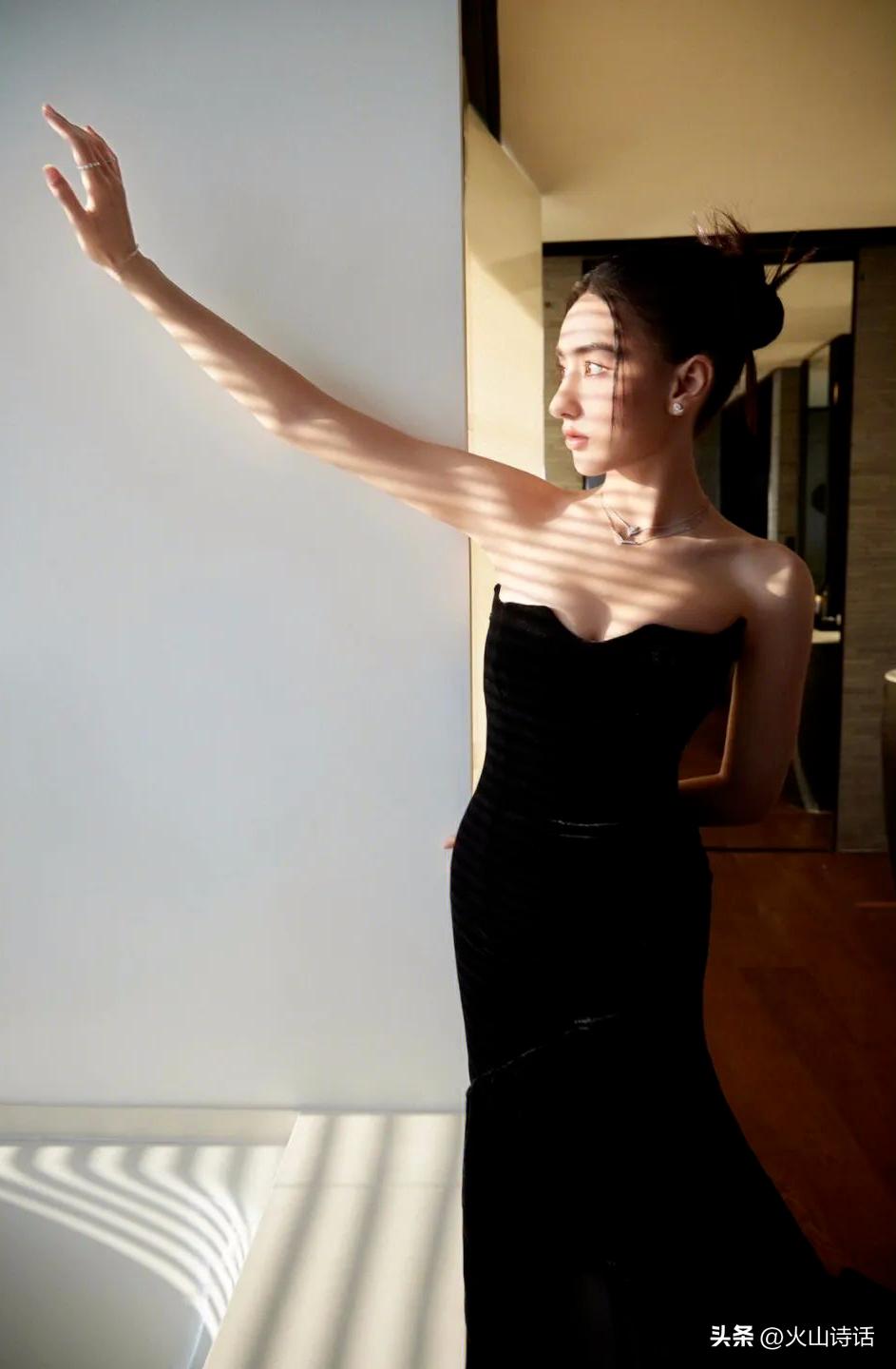 Li Wanda: Possesses the three-dimensional facial features of Chinese ...