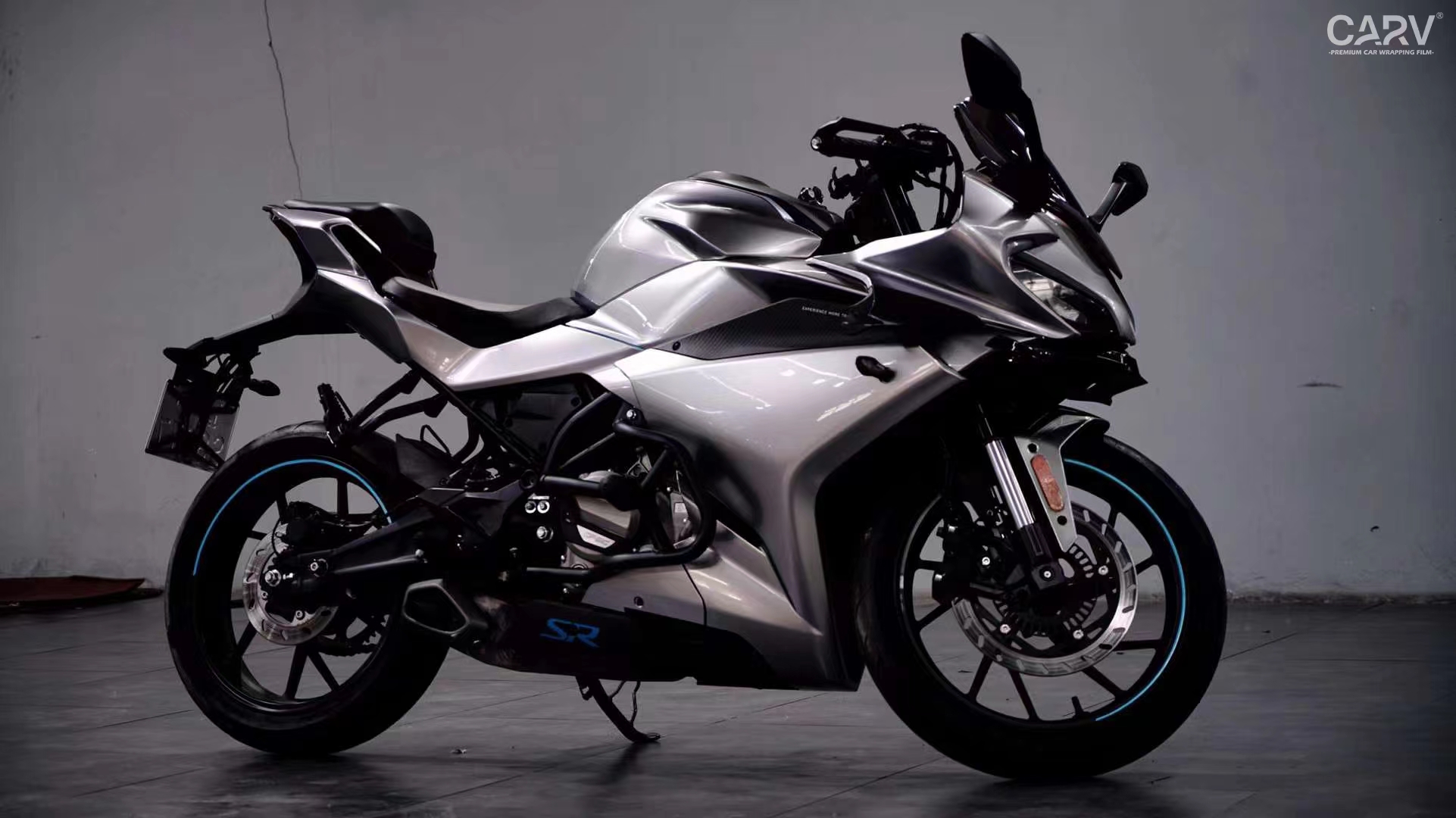 Spring Breeze 250SR Carfu Color Changing Film Platinum GT Silver, round ...