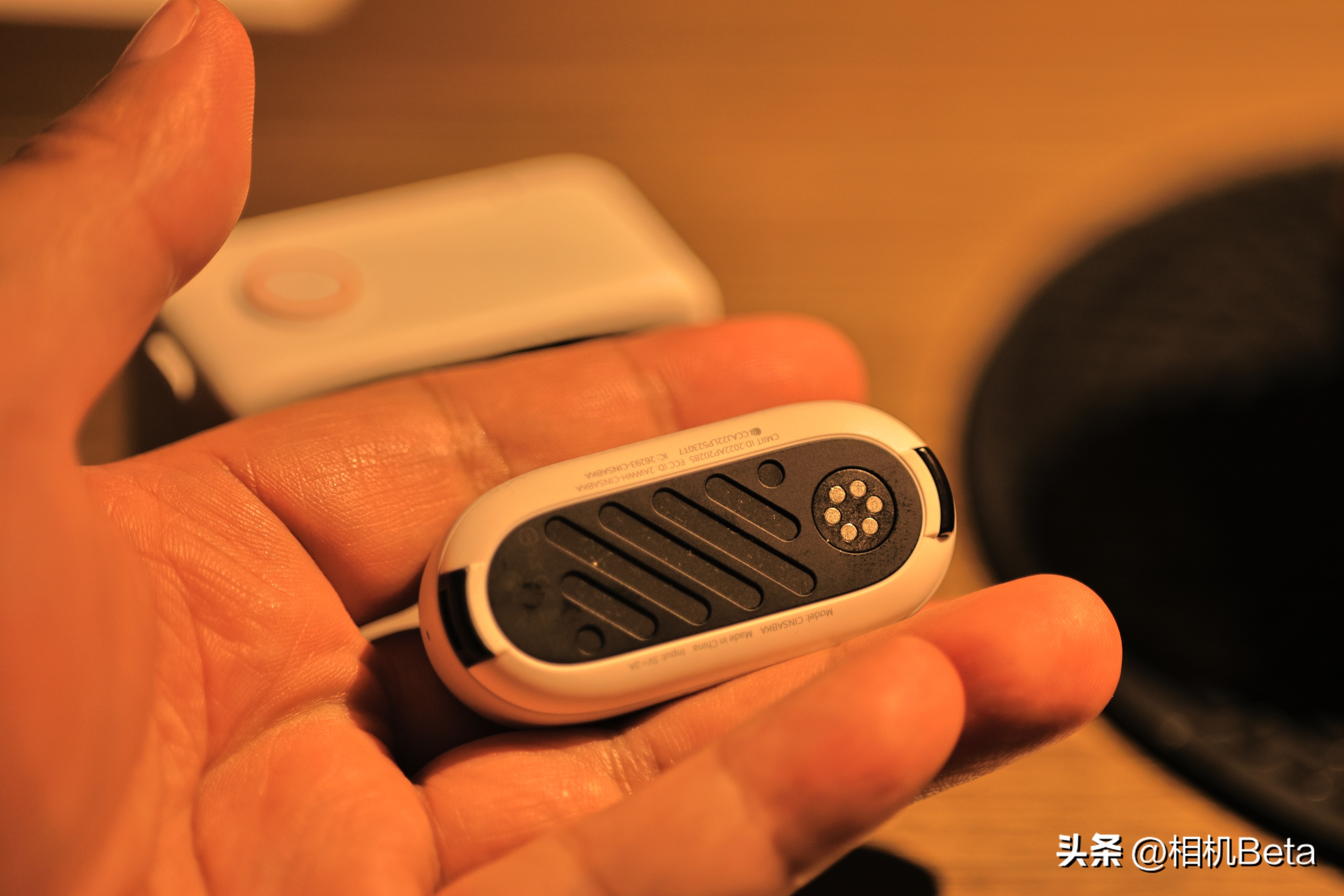 Thumb camera Insta360 Go3 out of the box! - iNEWS
