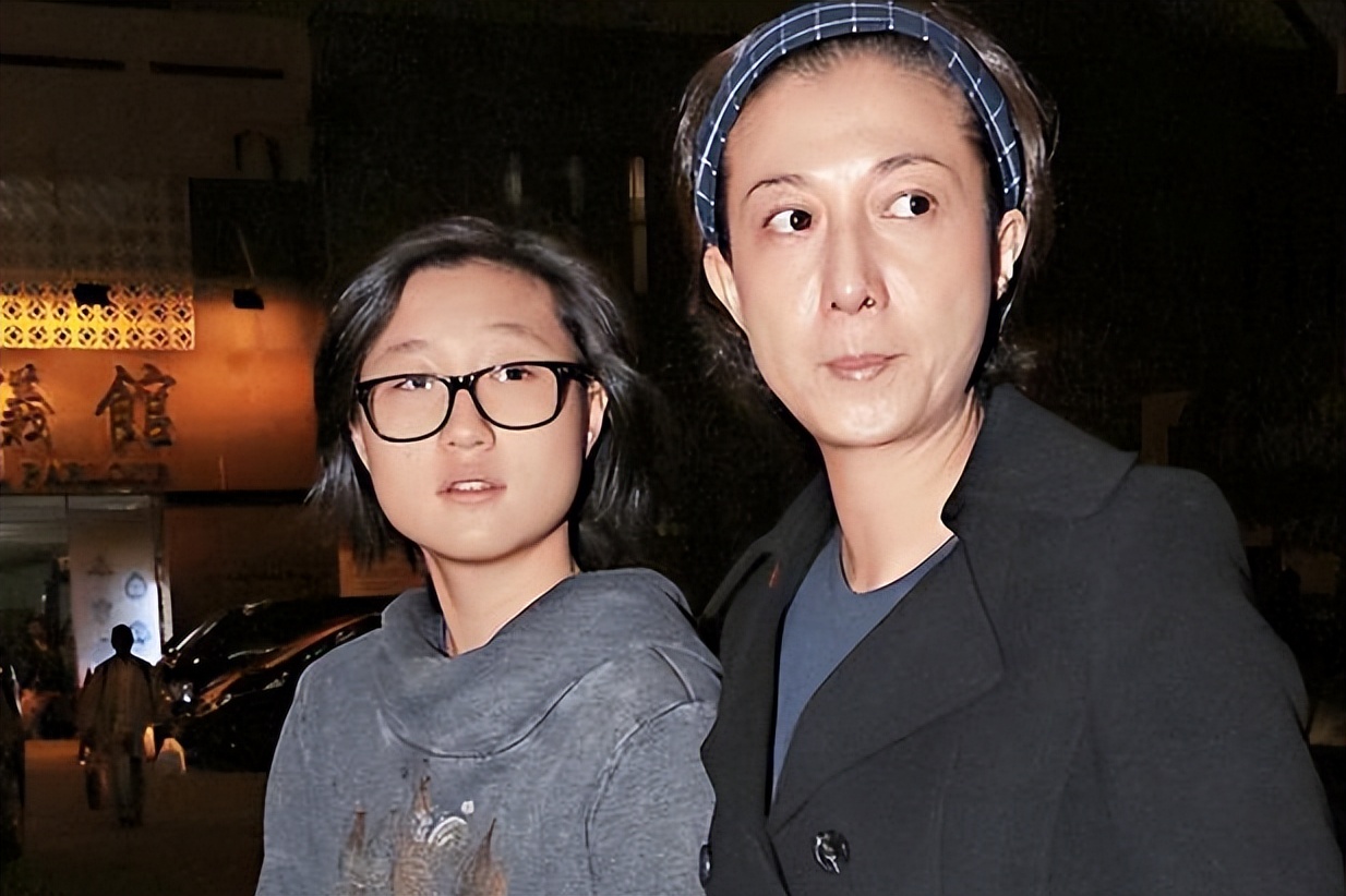 Would rather wander in a foreign country than return to China, "Little ...