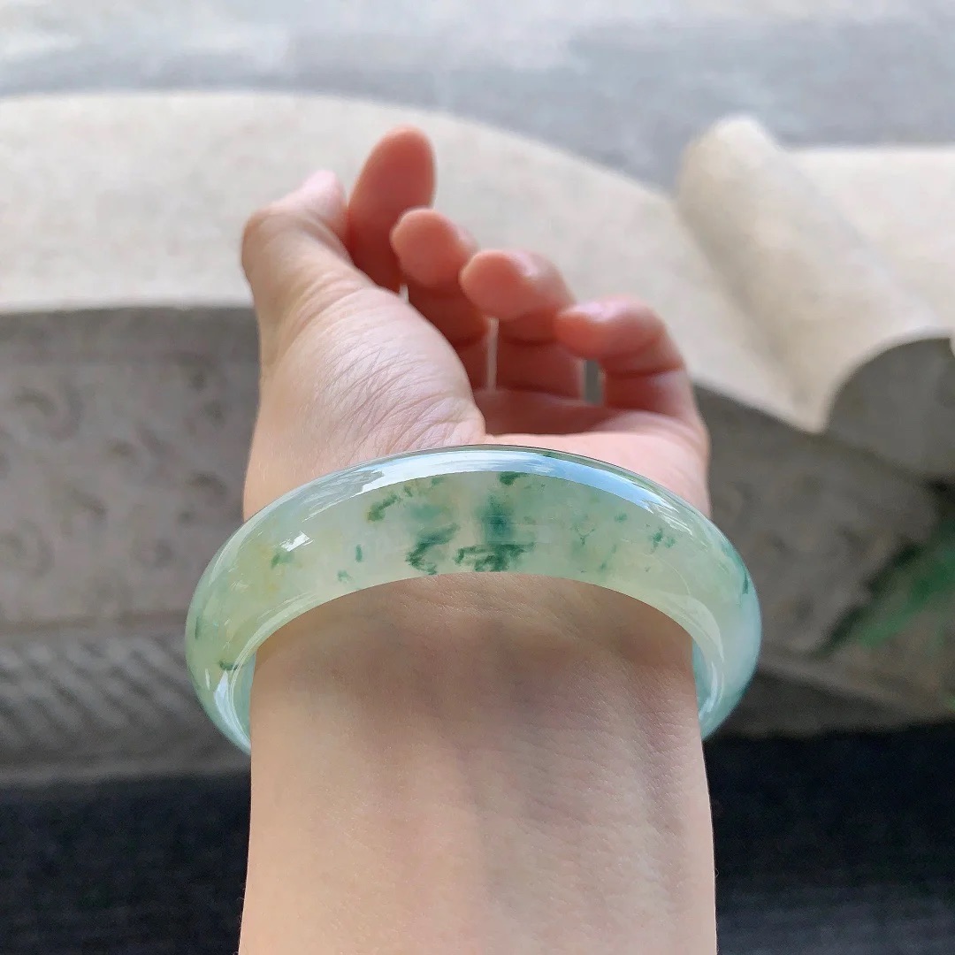 How can there be such a person? - iMedia