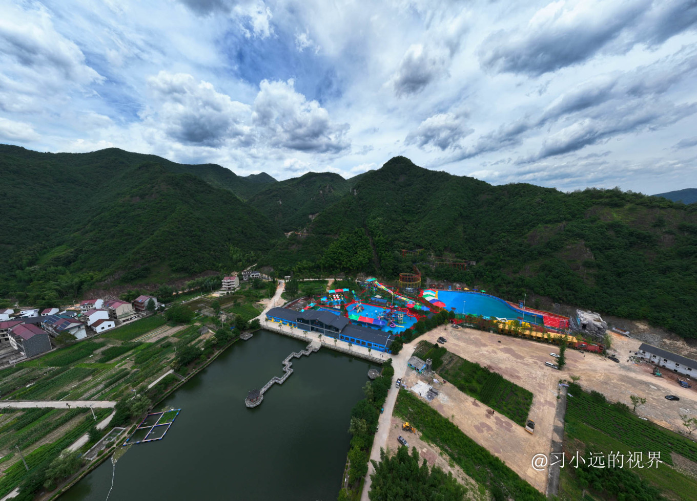 Tonglu has opened a new water park. This summer, Tonglu people have ...