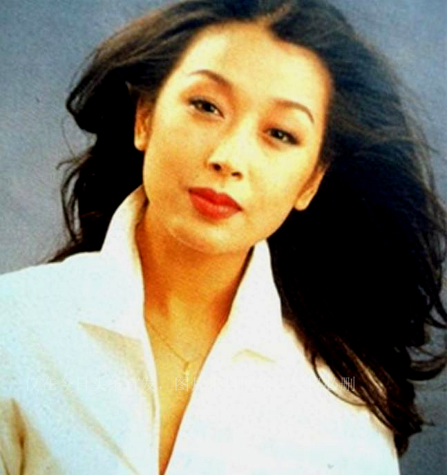 Sun Yue: After marrying a wealthy businessman, she retired for love and ...