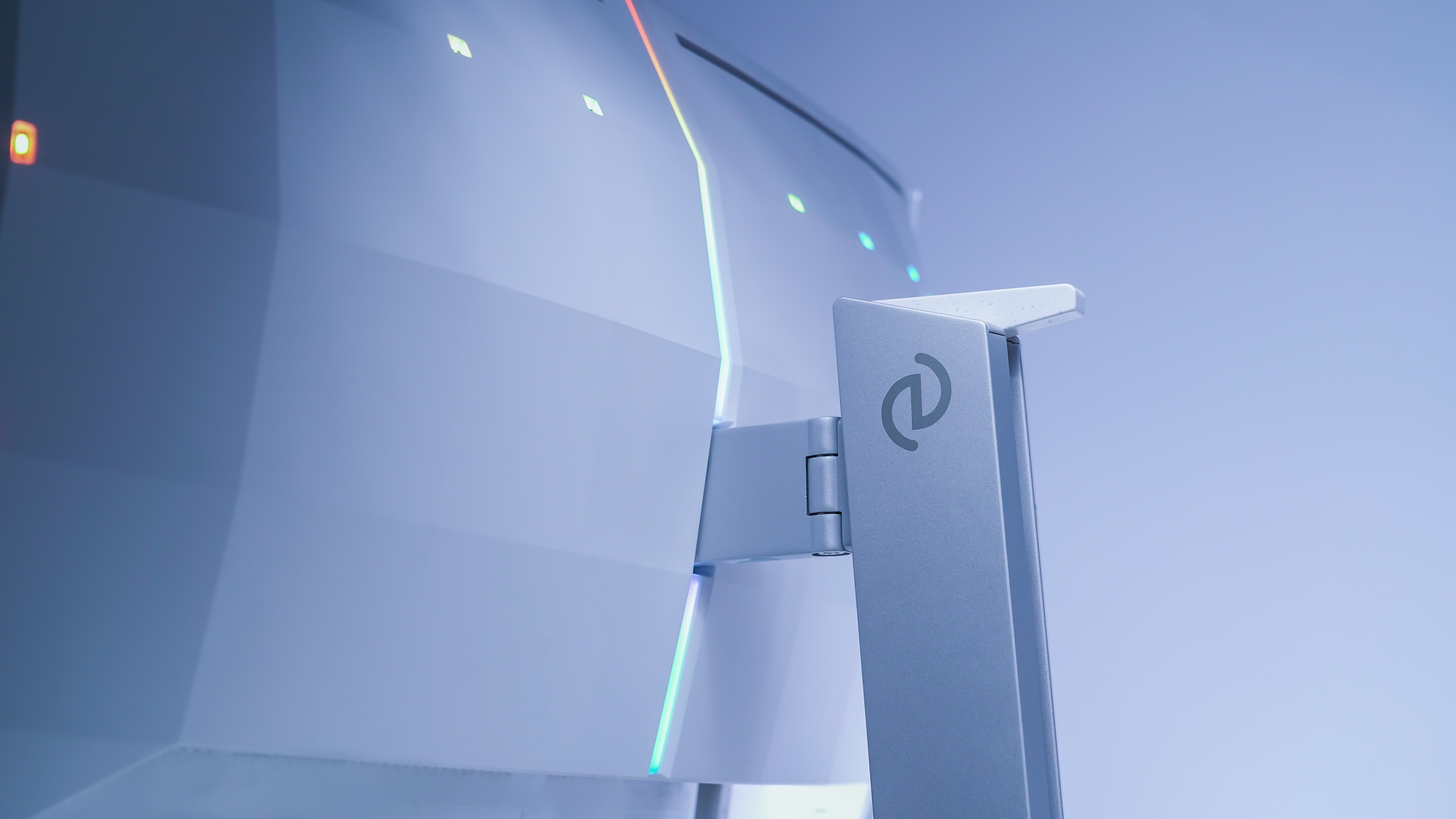 New product debut x table set: 1 Philips 34-inch OLED with fish screen ...