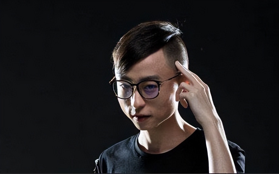 水晶哥成名史：BO10成天才絕唱，進入LPL就證明了自己 - 頭條匯