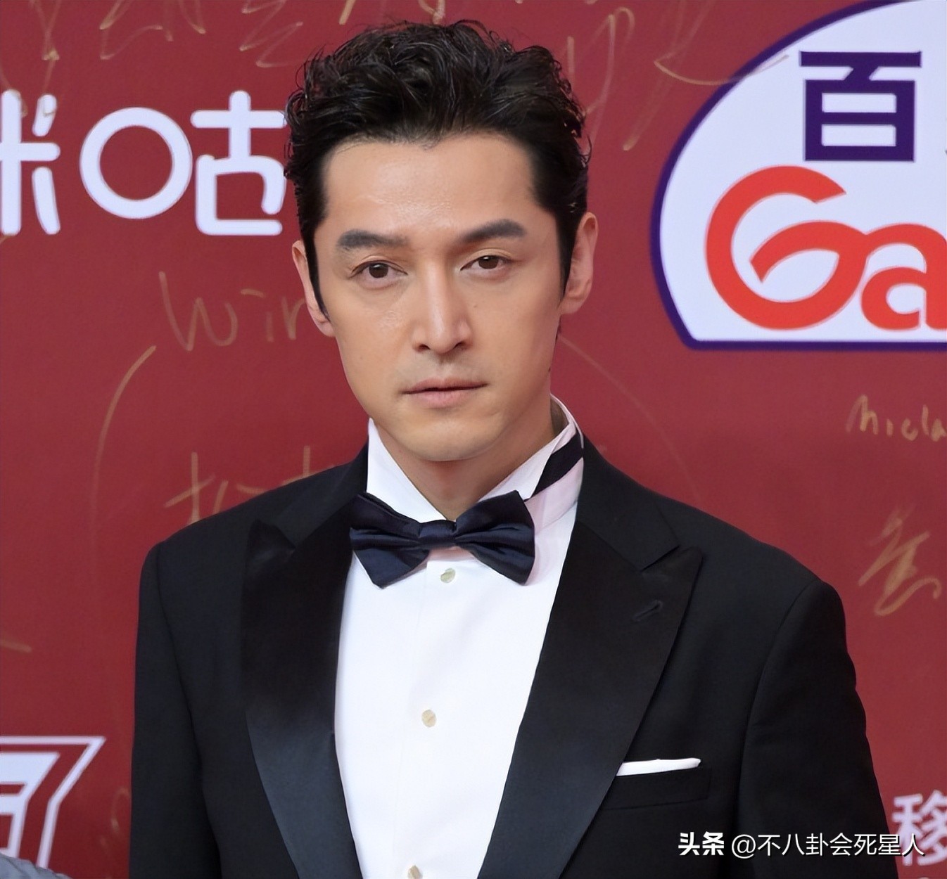 The red carpet is here! Zeng Li and Song Jia attended the meeting, Chen ...