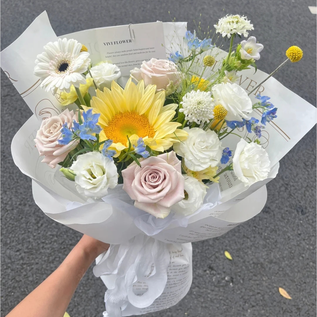 Leo, here comes your birthday bouquet - iNEWS
