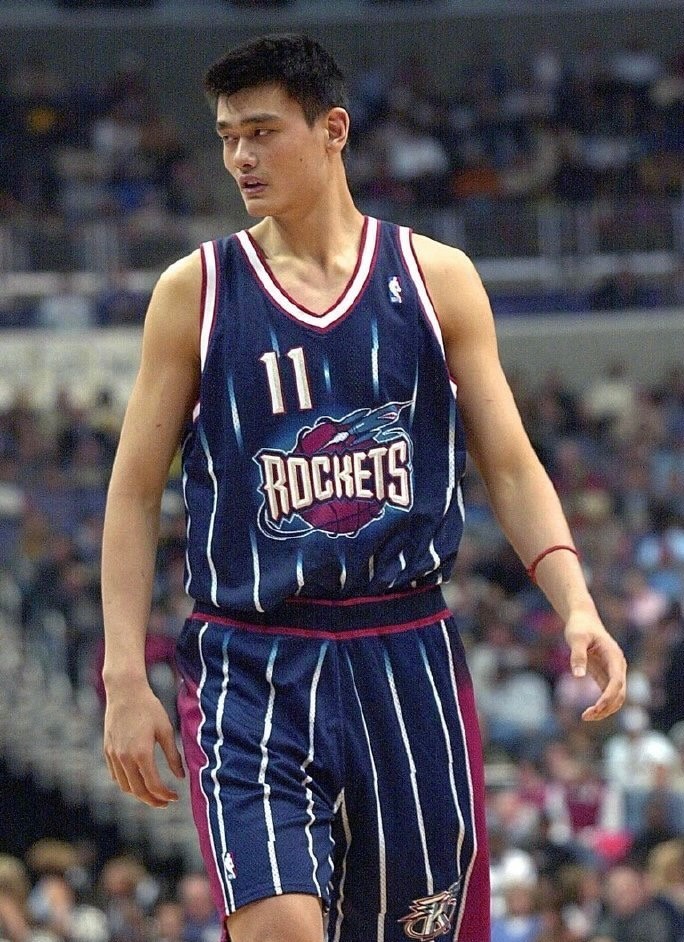 Yao Ming's 42nd birthday, bloated, 2.26 meters and 400 pounds, his ...