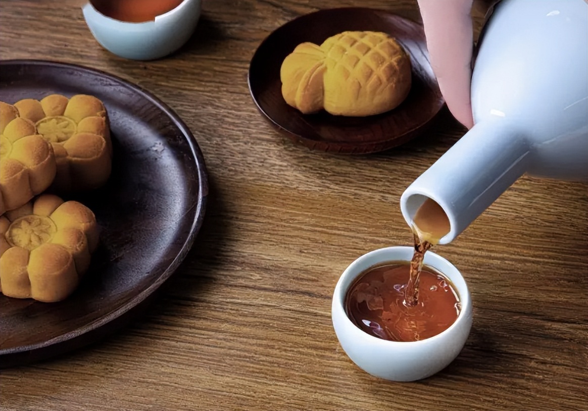 Yellow wine with a history of thousands of years is rarely drunk today ...