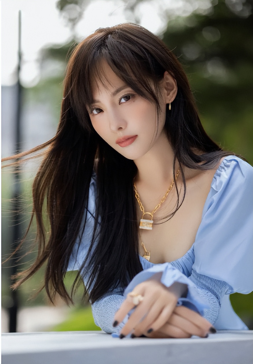 3 melons in 24 hours!Shao Qing posted photos of cutting her wrists ...