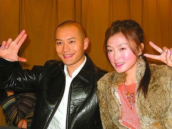 The love history of "Sister Bai Yueguang" Qin Lan, and the little fresh ...