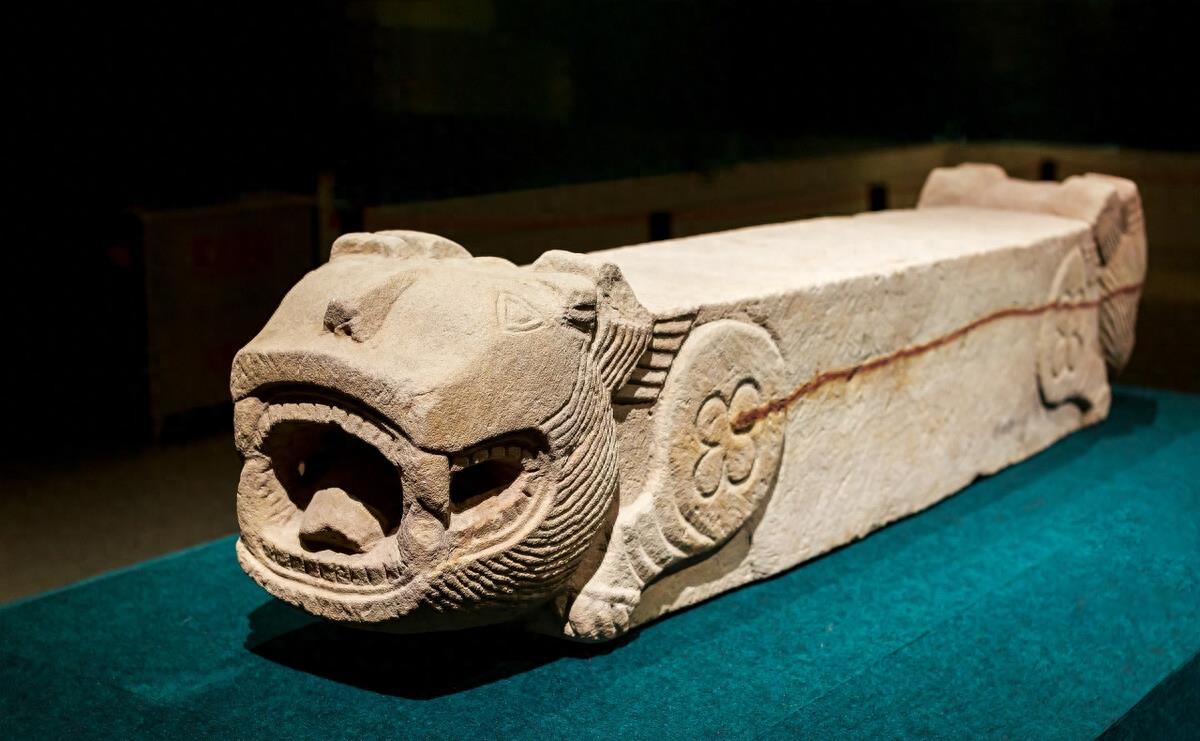 A thousand-year-old corpse unearthed actually sat up and moaned. Is it ...