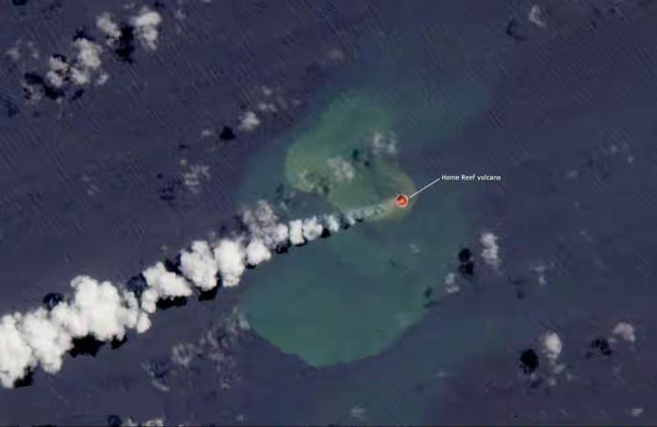 Tonga has erupted again, 8 times in two days, but the supervolcano in ...