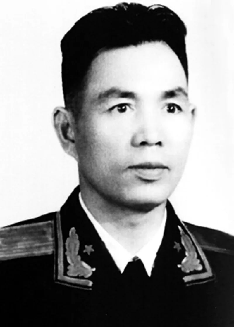 In 1990, Ding Sheng wanted to go back to Guangzhou to spend his later ...