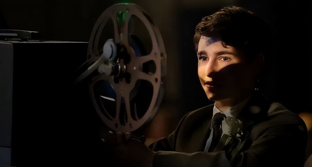 Emotion and reality: Exploring how Spielberg makes people think about ...