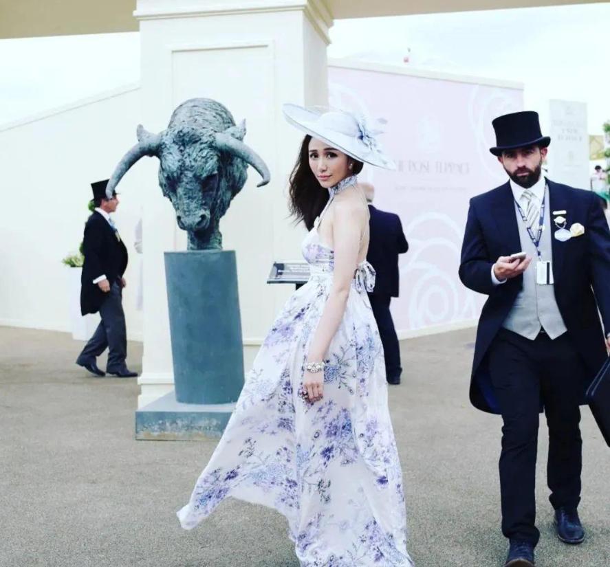 In 2019, the gambling king "posted" 1.4 billion to marry his daughter He Chaoying, how is she ...