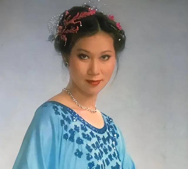 Analysis of the Advantages and Disadvantages of Singer Xi Xiulan's ...