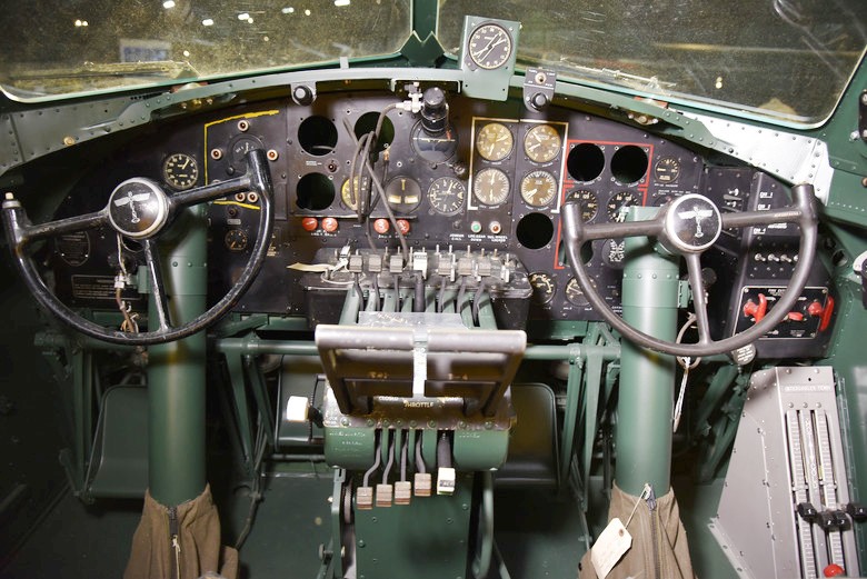 Amazing Details, Inside and Out of the B-17 "Flying Fortress" - iNEWS