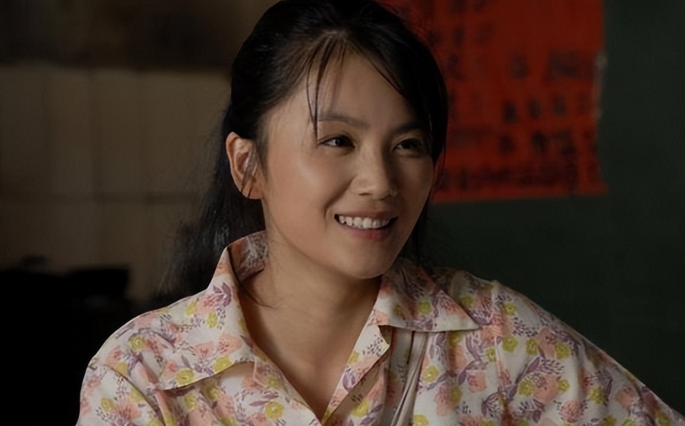 Chen Sicheng loved her badly at the beginning, and Wang Kai was also infatuated with her, but ...