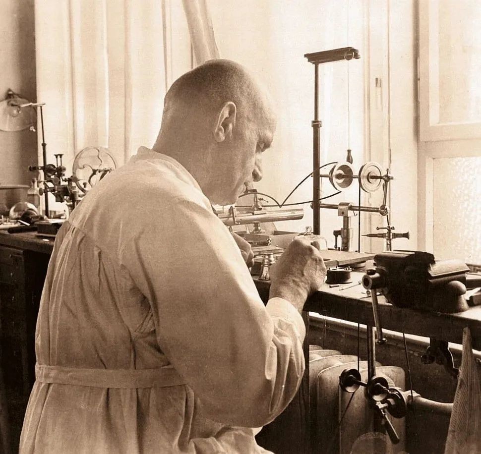 The Legendary Life of the Fascinating Horological Giant, German ...