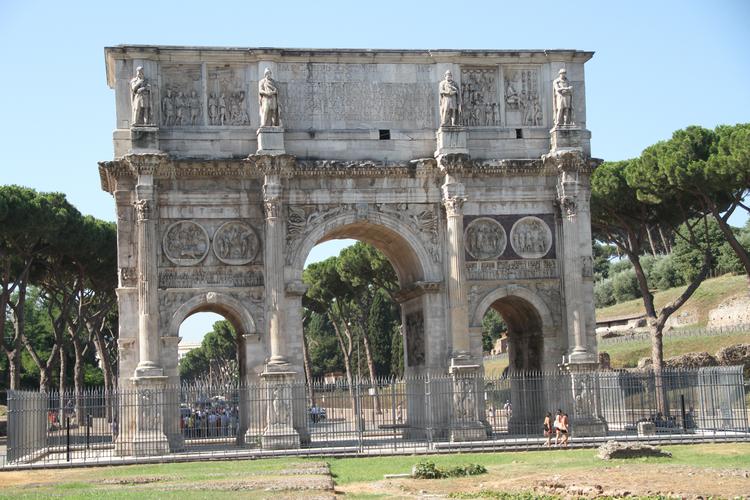What is the structure and meaning of the Arch of Constantine in ancient ...