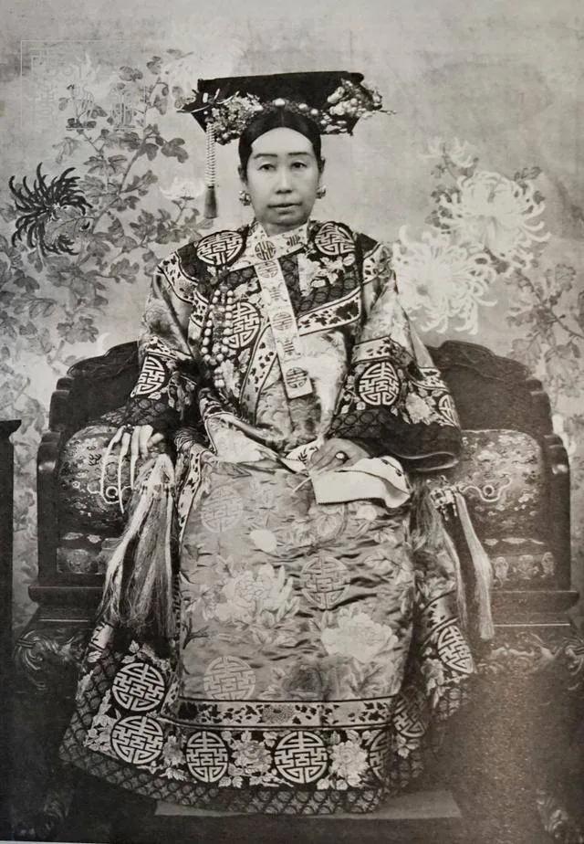 In the year of Gengzi, there is a Duan prince - iNEWS