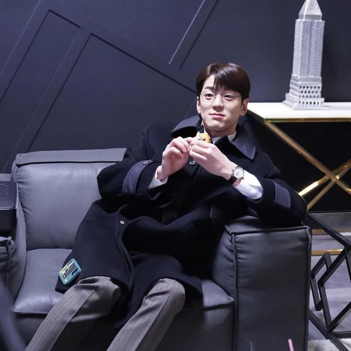 "Blind Date in the Company", the warm male secretary "Cha Sung-hoon ...