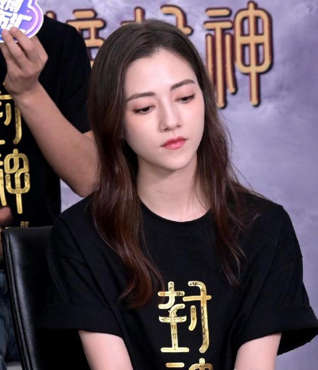 "Fengshen" Daji Naran: A rising star of Chinese-Russian mixed race, has ...