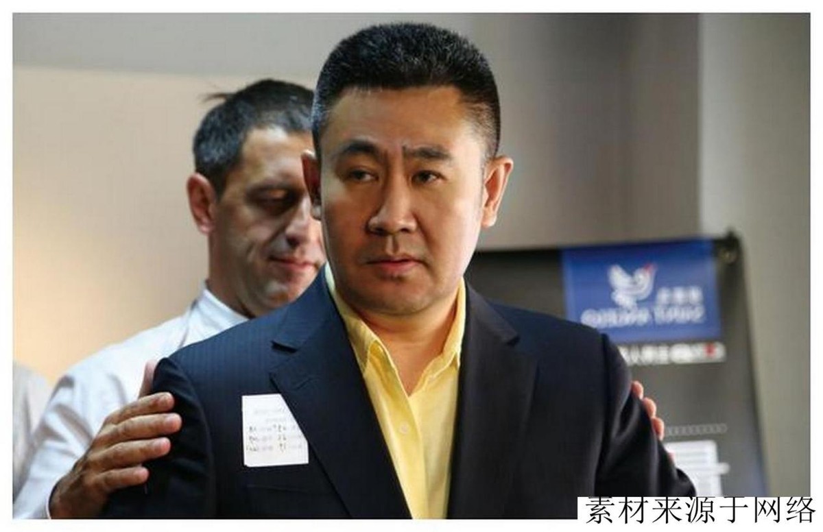 CCTV host Zhao He died of illness only 6 months after his retirement ...