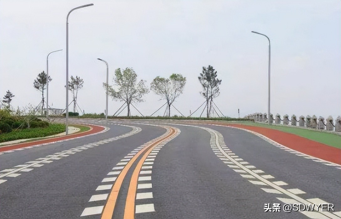 The correct way to change lanes on the fishbone line, you must see ...