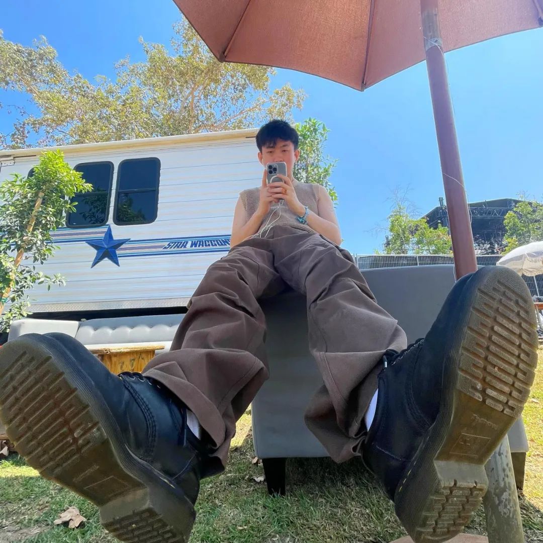 Seventh brother's "circle of friends" exposure: I don't wear Apple ...