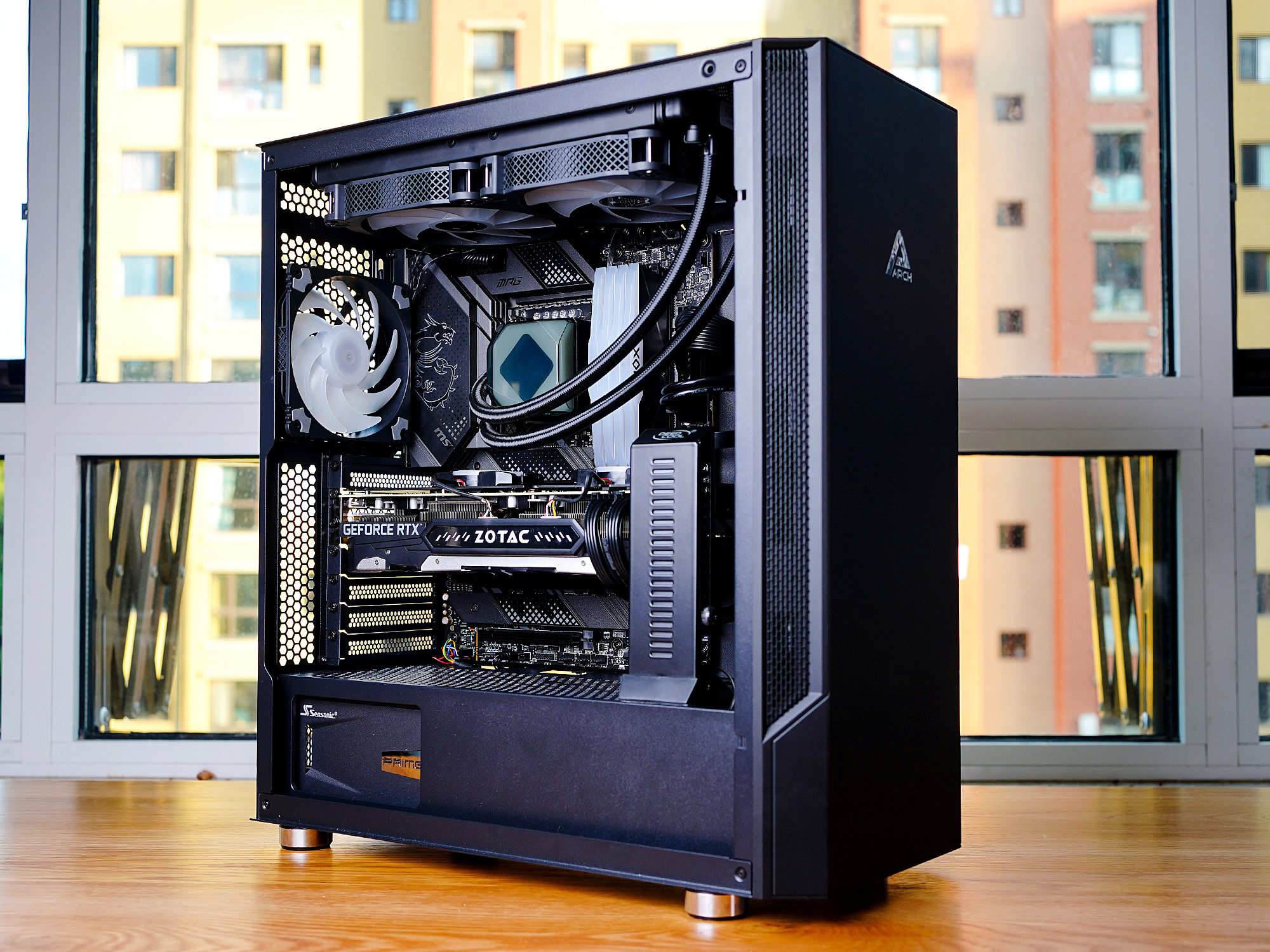 RTX30 and 12th generation Core can fight again!It is no problem to play ...